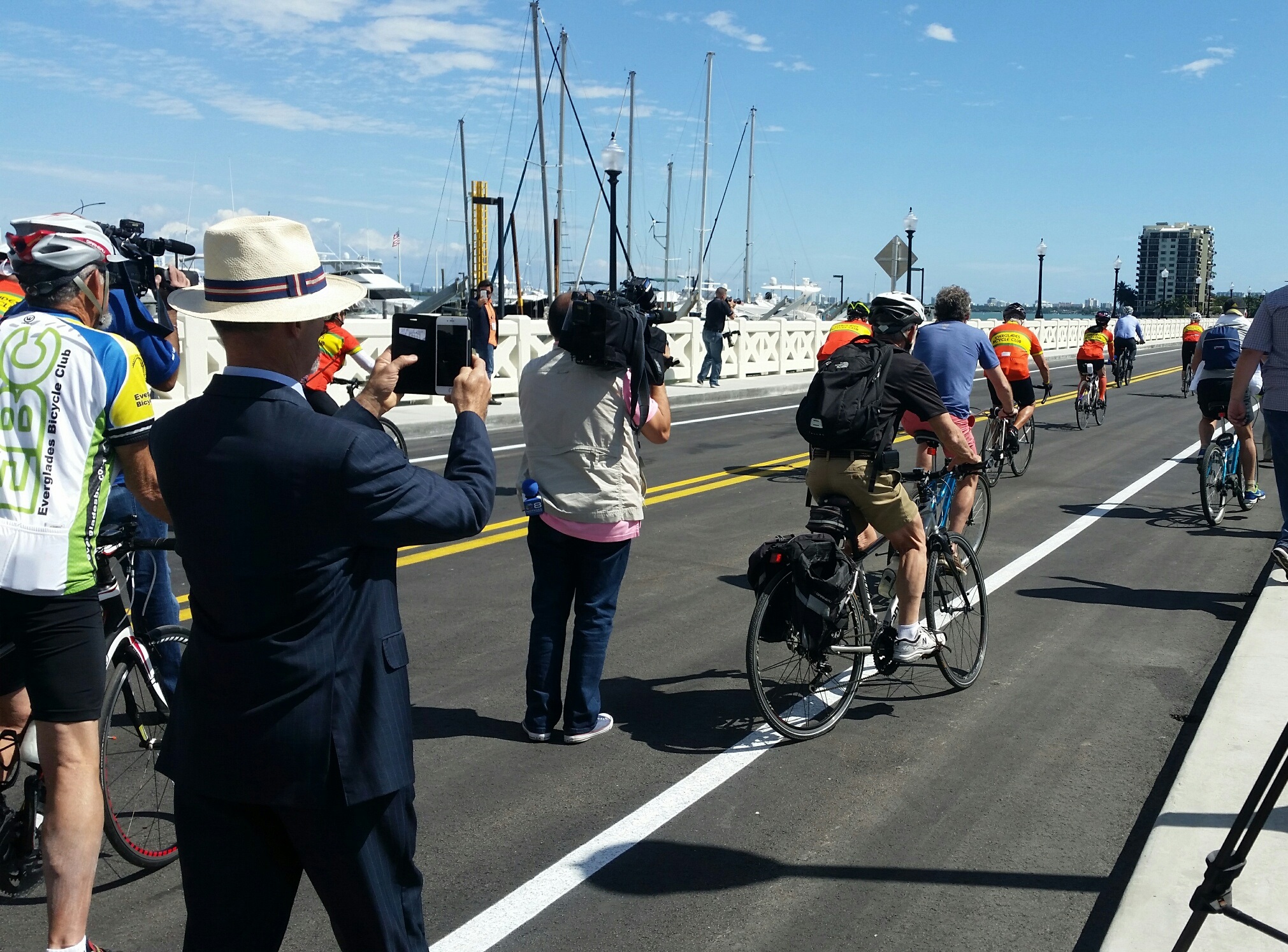 Venetian 28 - Cyclists on a roll 1 - GLF Construction